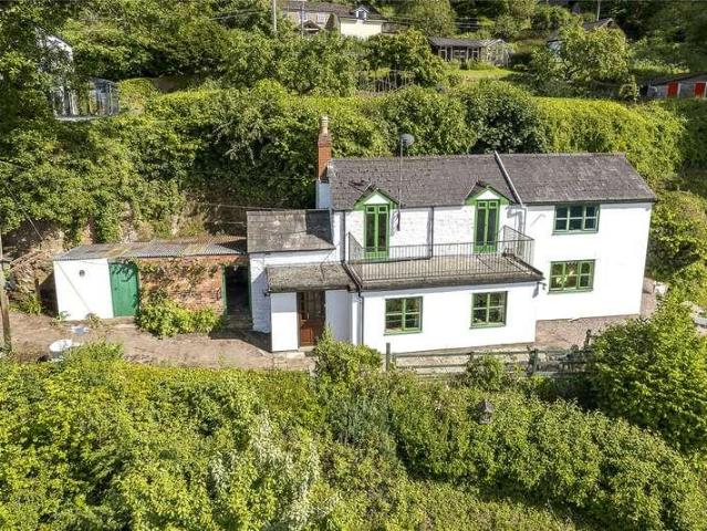 2 bed house for sale
