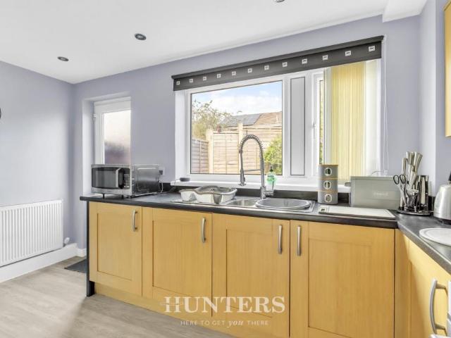 2 bed house for sale