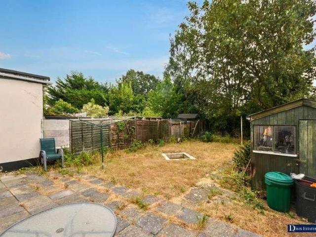 2 bed house for sale
