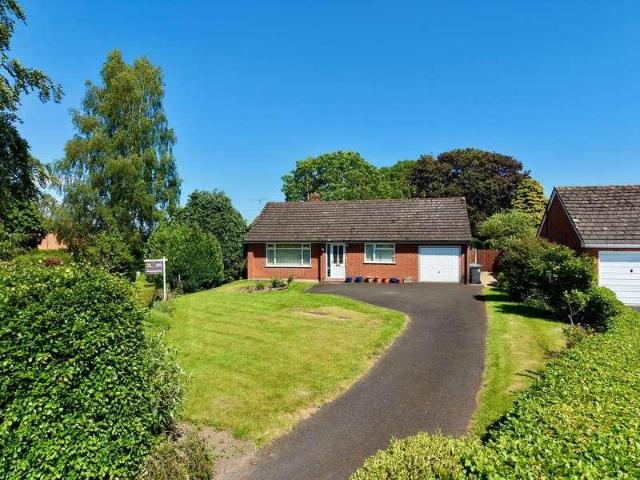 2 bed house for sale