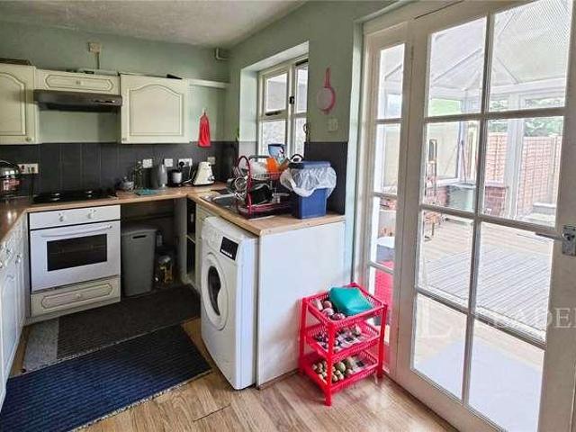 2 bed house for sale