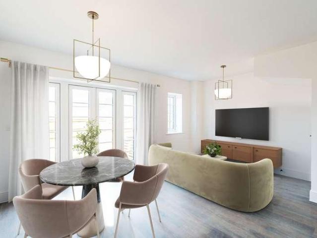 2 bed house for sale