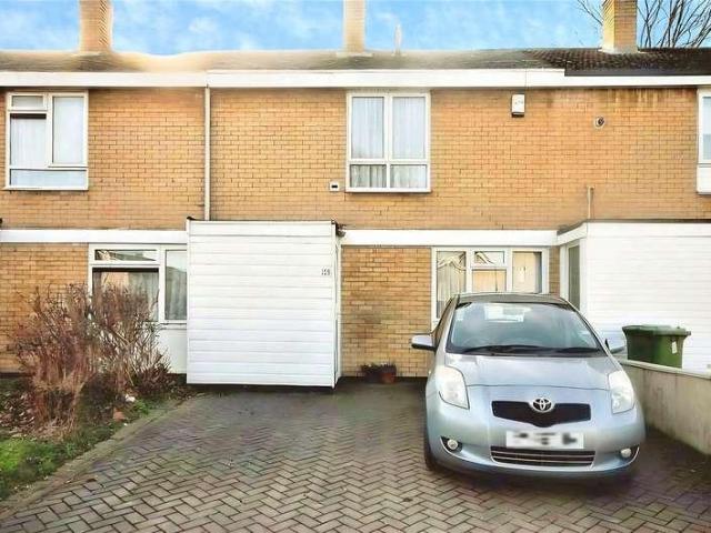 2 bed house for sale