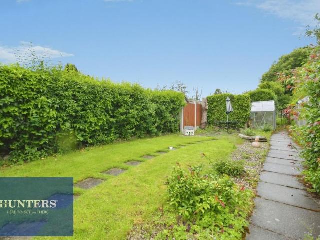 2 bed house for sale