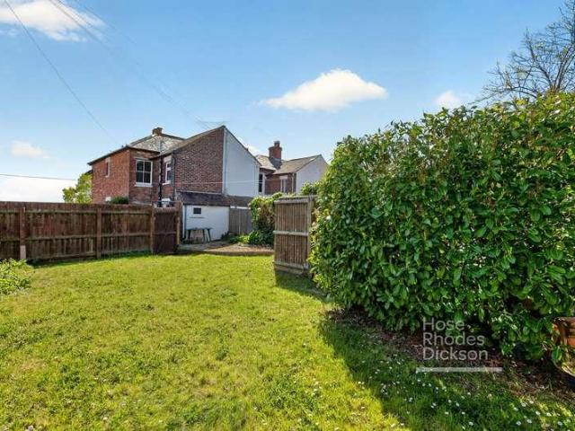 2 bed house for sale