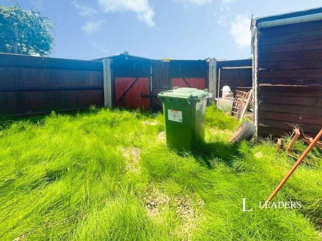2 bed house for sale