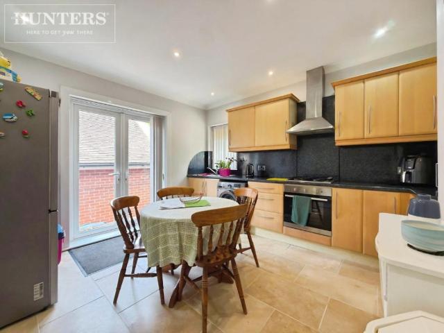 2 bed house for sale