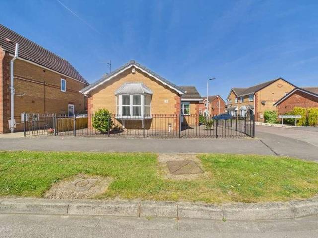 2 bed house for sale