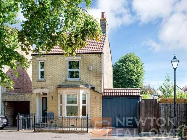 2 bed house for sale