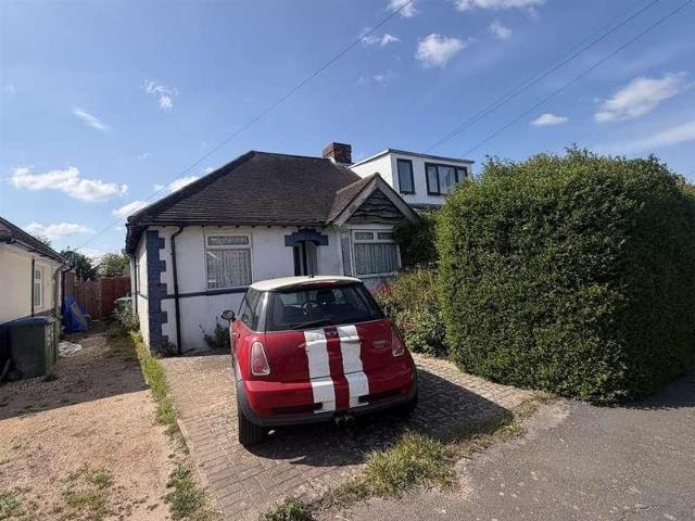 2 bed house for sale