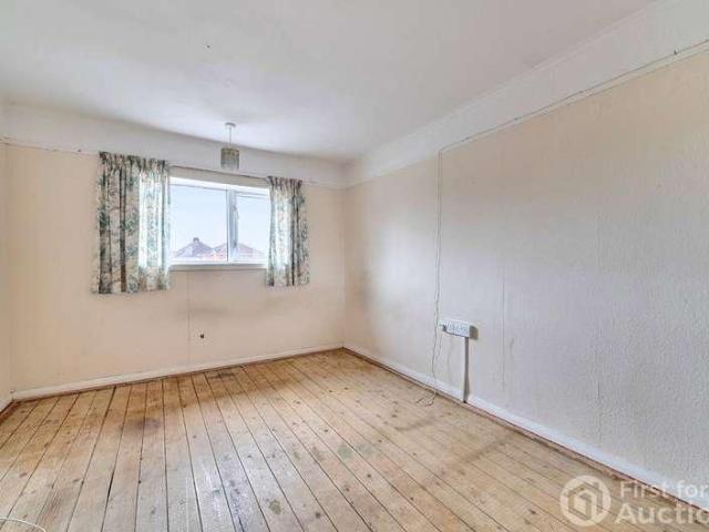 2 bed house for sale