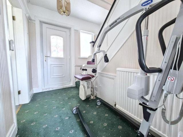 2 bed house for sale