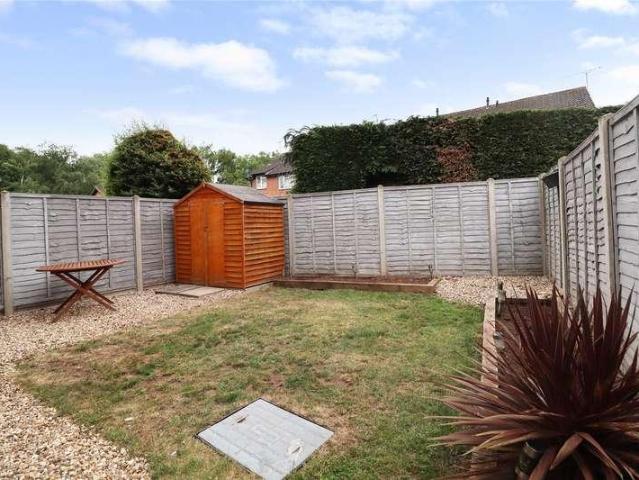2 bed house for sale
