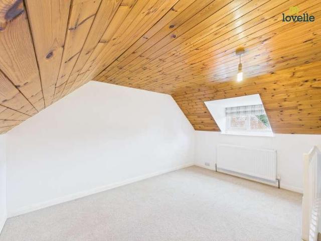 2 bed house for sale