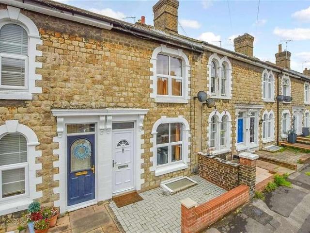 2 bed house for sale