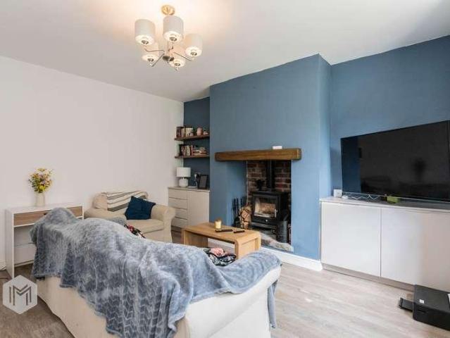 2 bed house for sale