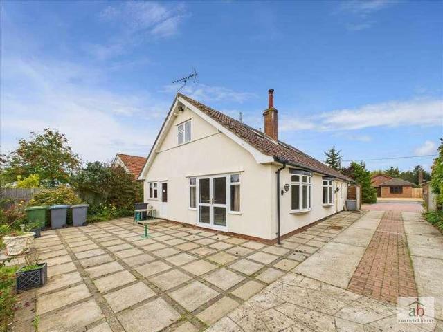 2 bed house for sale