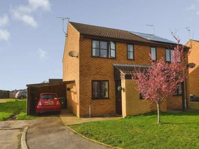 2 bed house for sale
