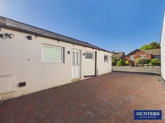 2 bed house for sale