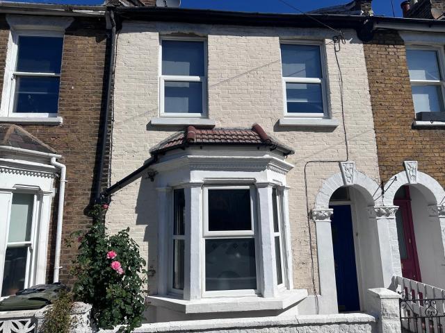 2 Bed House Northway Road London SE5