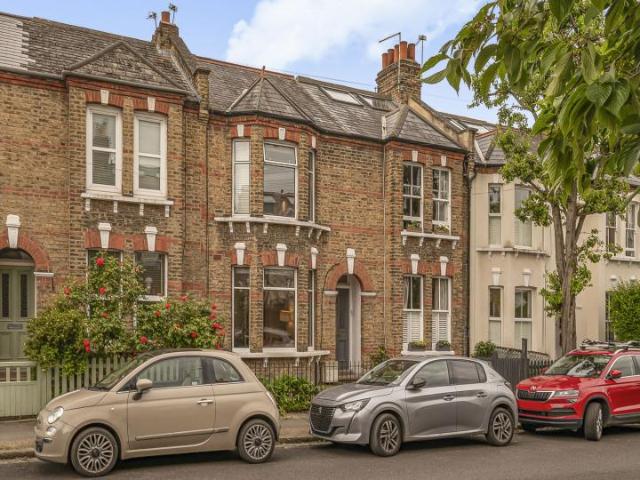 2 bed house silvester road london se22 truepenny's