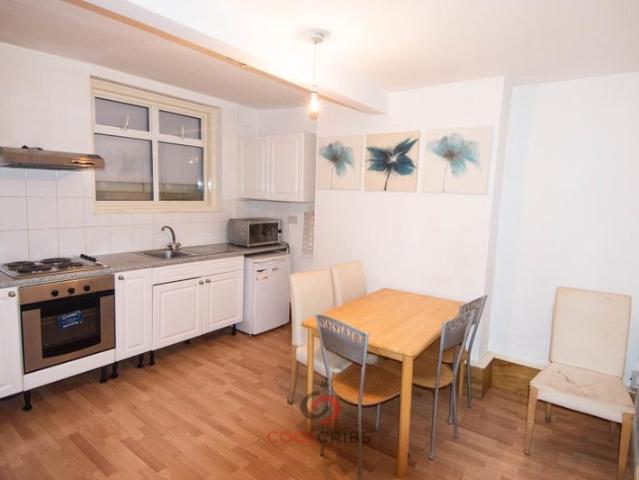 2 bed in Caledonian Road, Kings Cross, N1