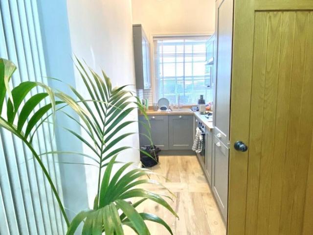 2 bed in Elgin Avenue, Maida Vale, London, W9
