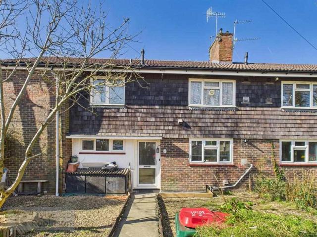 2 Bed, Maisonette, Martyrs Avenue, Crawley, RH11 [INVESTMENT PROPERTY]