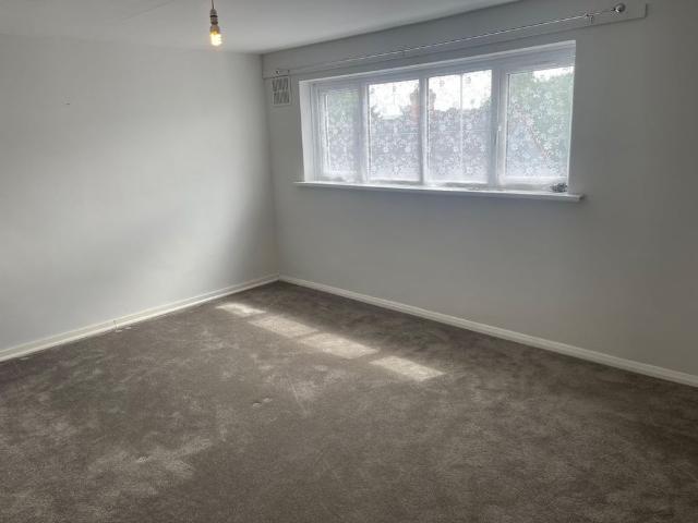 2 Bed Maisonette, Aylestone Road, LE2