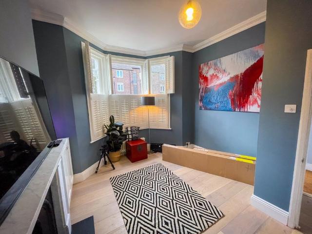 2 Bed Maisonette, A, SE15