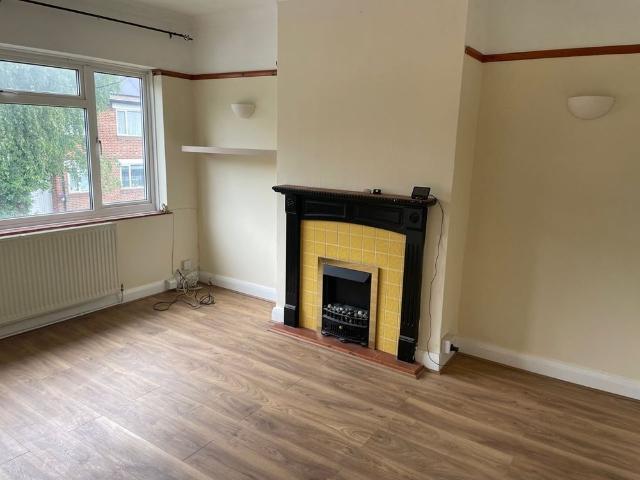 2 Bed Maisonette, Alexandra Close, HA2