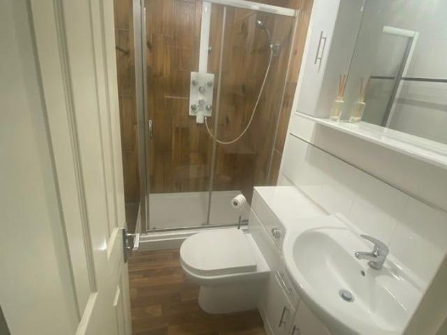 2 Bed Maisonette, Back Church Lane, E1
