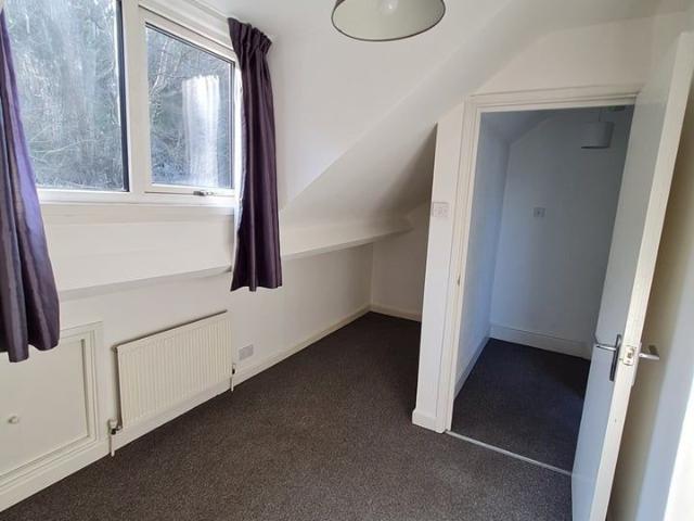 2 Bed Maisonette, Bath Road, BS4