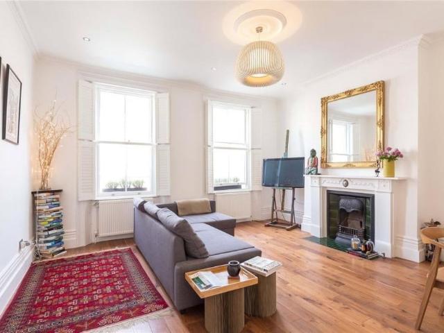 2 Bed Maisonette, Blenheim Terrace, NW8