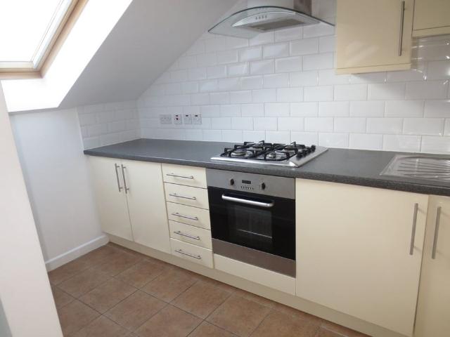 2 Bed Maisonette, Chelmer Road, E9