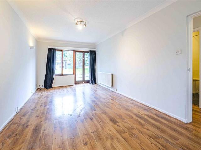 2 bed Maisonette for rent