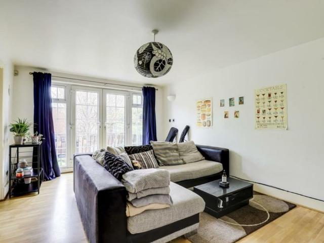 2 Bed Maisonette, Holme Lodge, NG4