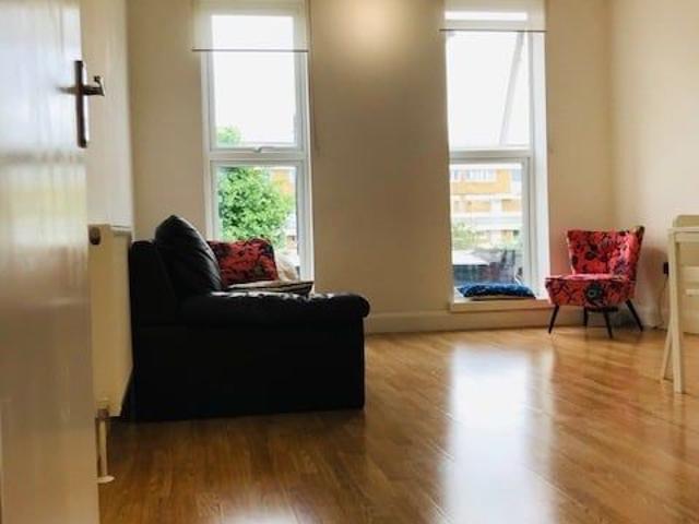 2 Bed Maisonette, Kingsland Road, E8