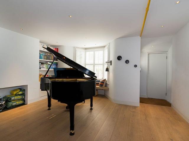 2 Bed Maisonette, Leconfield Road, N5
