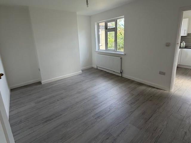 2 Bed Maisonette, Locket Road, HA3