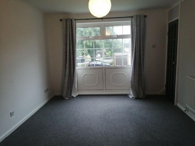 2 Bed Maisonette, Sherwood Place, S18