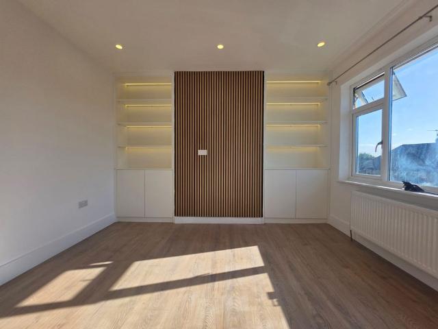 2 bed Maisonette To Let