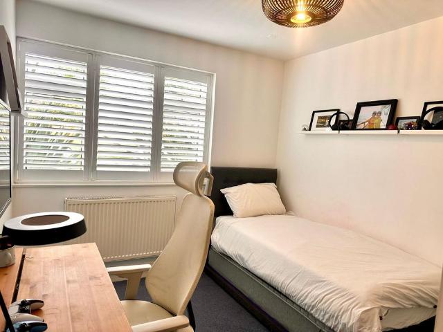 2 bed Maisonette To Let