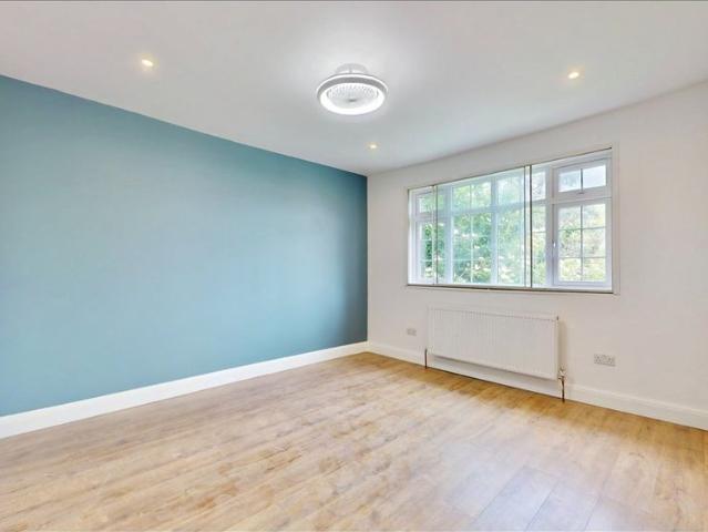 2 Bed Maisonette, Upper Sutton Lane, TW5