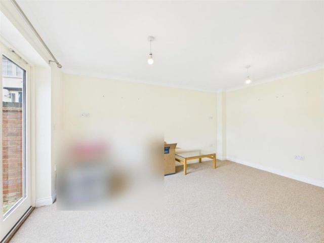 2 BED Mews house To rent