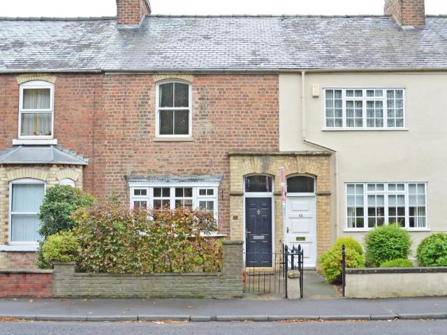 2 bed Mid Terraced House to rent in Heslington North Yorkshire, YO10, from Linley & Simpson York. 34159