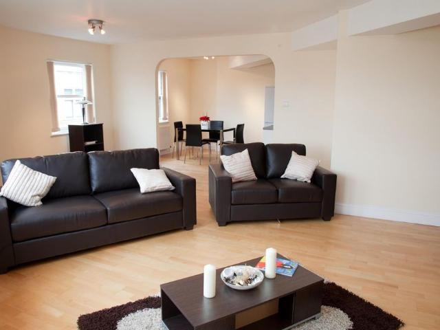 2 Bed Penthouse, City Road, EC1V