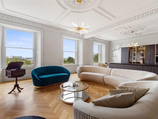 2 Bed Penthouse, Claremont Terrace, G3