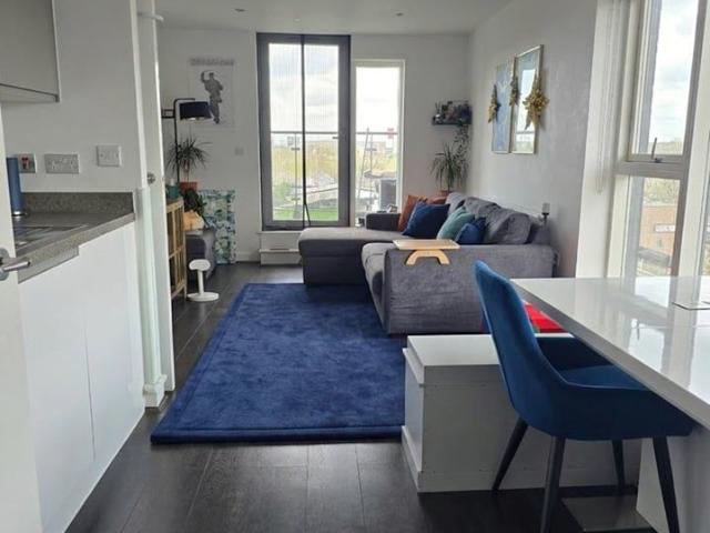 2 Bed Penthouse, Royal Standard Court, SE17