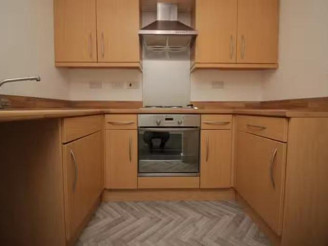 2 bed property to rent in Belgrave Road, BB3, Darwen